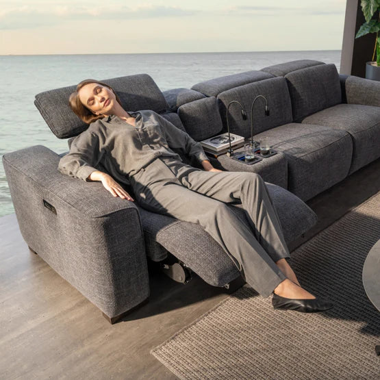 Selecting the Right Recliner Sofa for Back Pain Relief – COZY Living