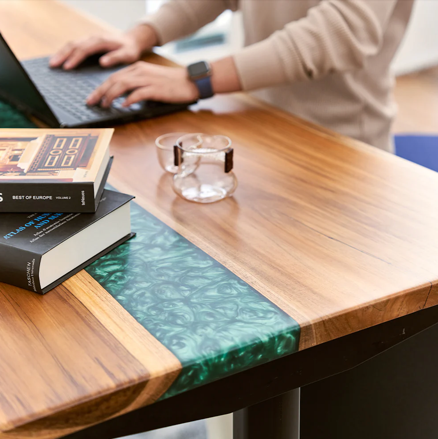 Essential Tips to Protect Wooden Table Surface – COZY Living